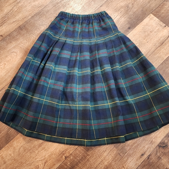 Betty z | Bottoms | Betty Z Plaid Uniform Skirt | Poshmark